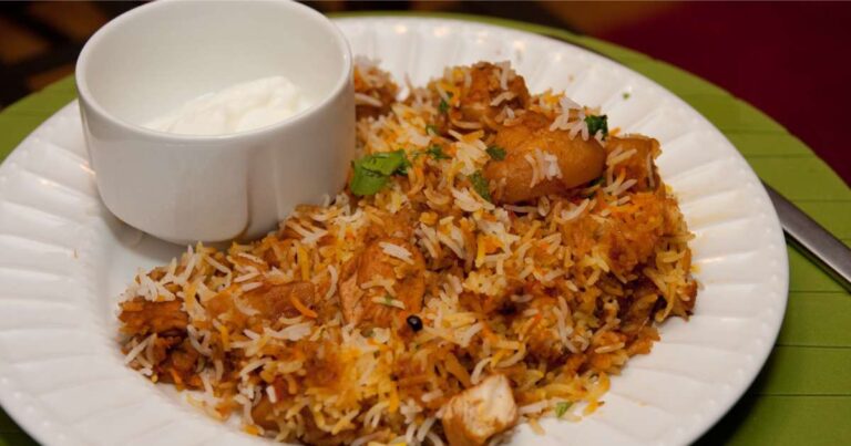 No. 1 Quick & Easy Chicken Biryani Recipe For Beginners - Sprinkle Of Secrets